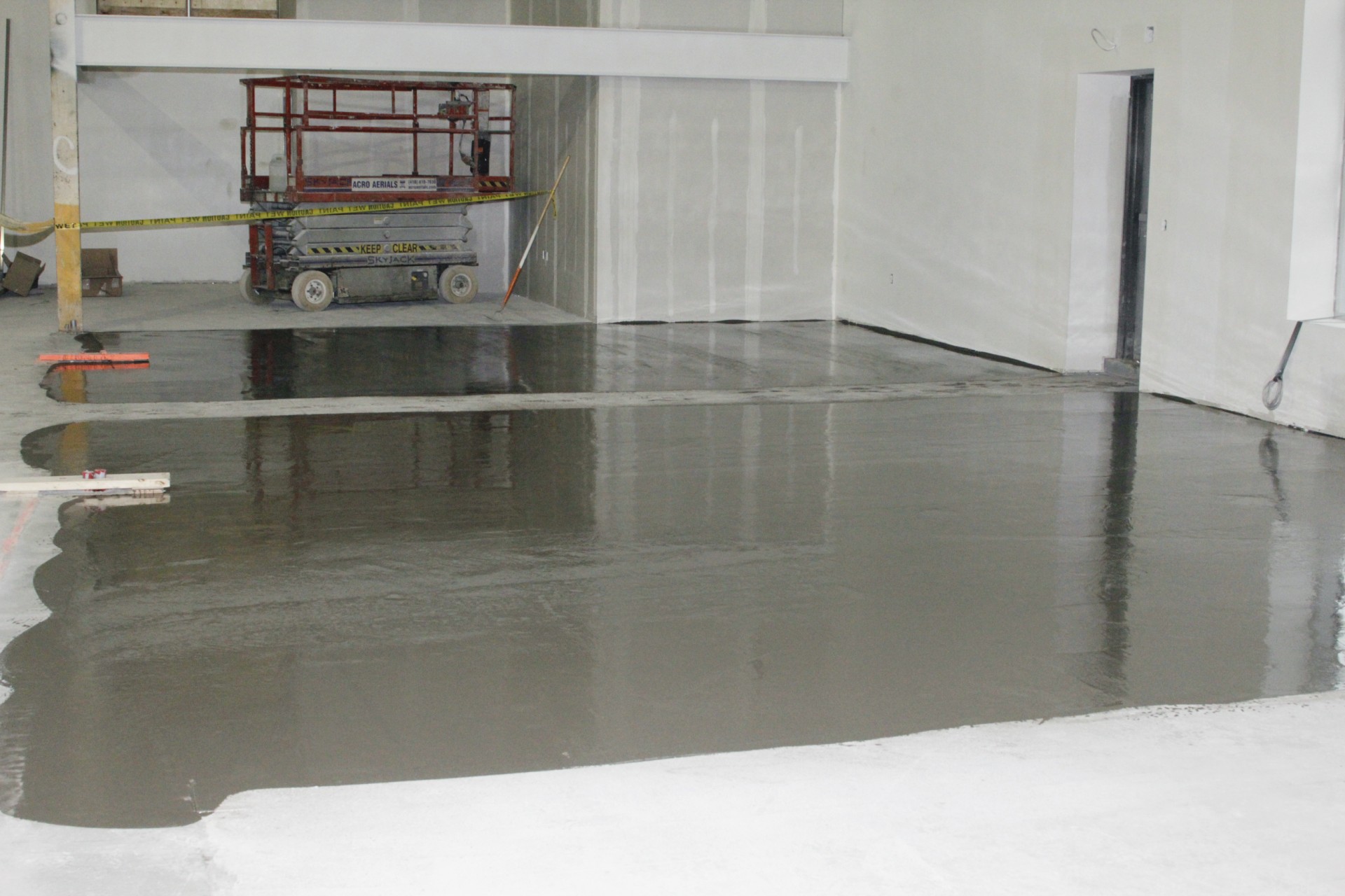 SELF-LEVELING CONCRETE | TTM Finishes Inc.